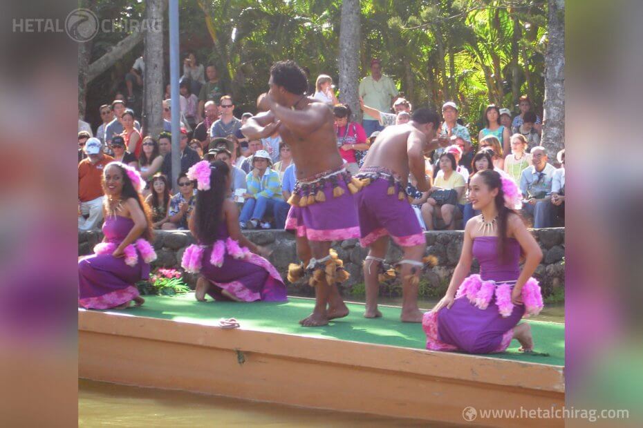 Witness the vibrant Canoe Pageant at the Polynesian Cultural Centre ...